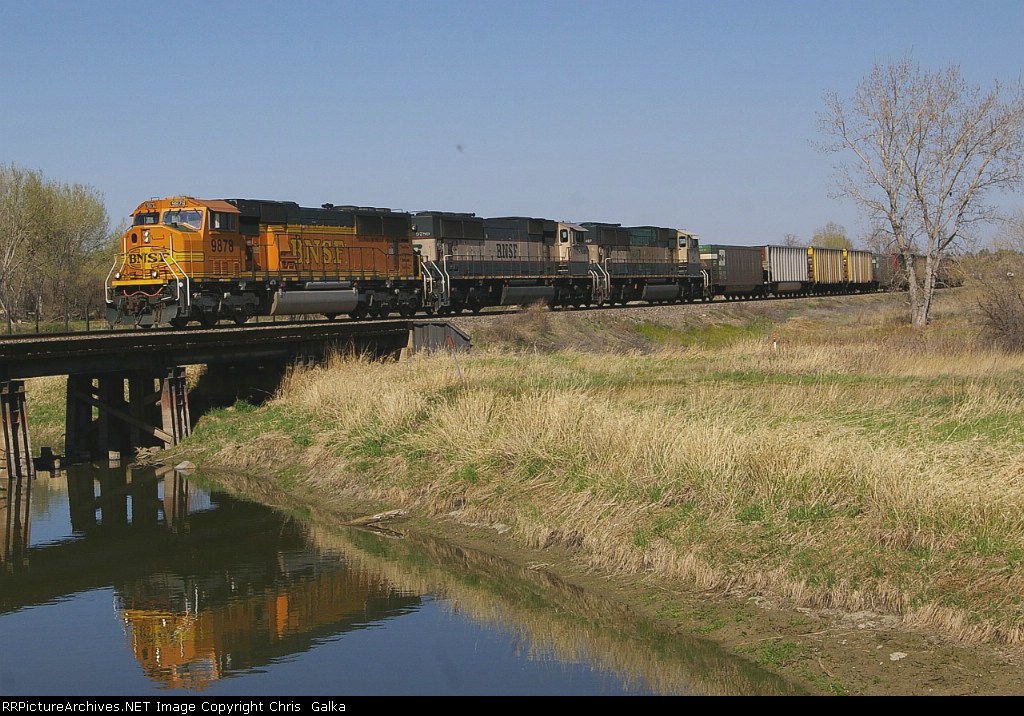 BNSF 9878W